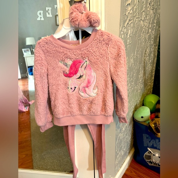 Between | Matching Sets | Girls 5t Outfit Comes With Matching Hair ...